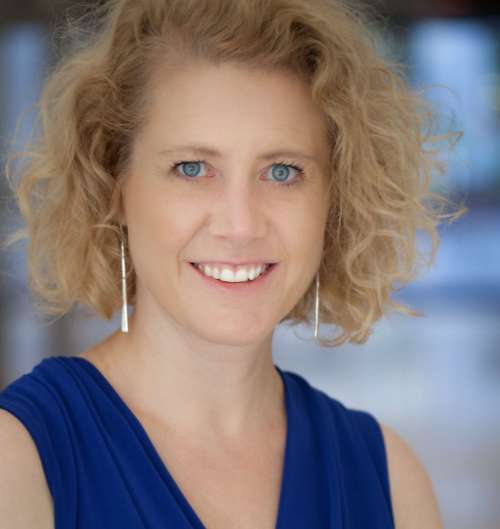 Claire-Walsh-headshot – MeriTalk